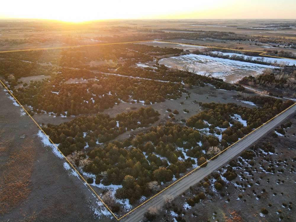 Kansas Rural Land for Sale - 588 Properties - LandSearch