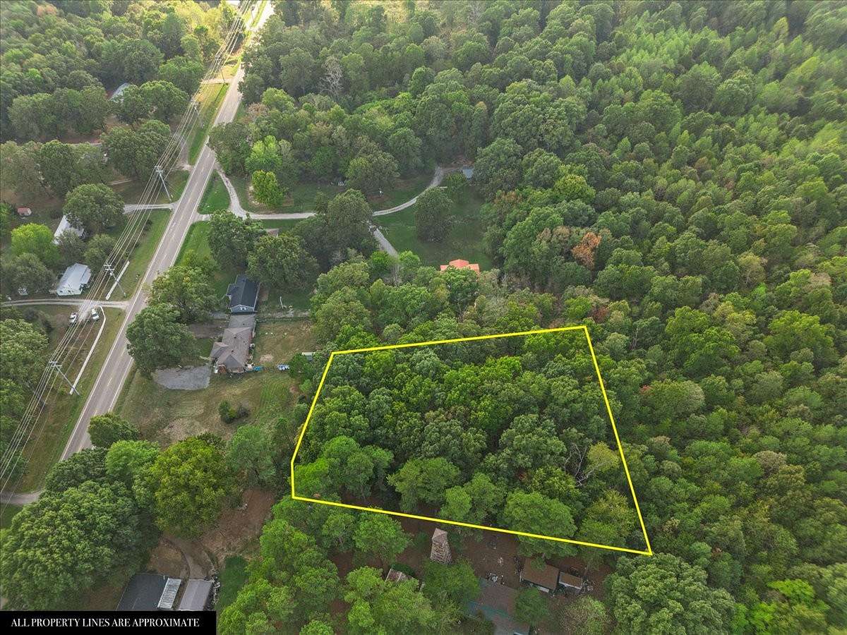 1.2 Acres of Residential Land for Sale in Lyles, Tennessee - LandSearch