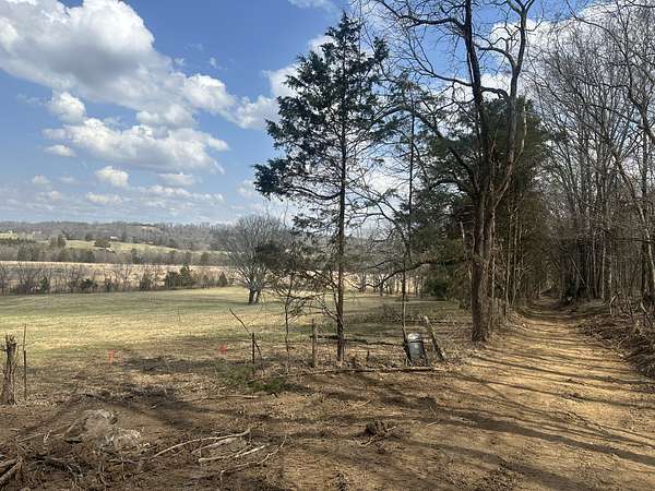 Lebanon, TN Unrestricted Land for Sale - 10 Properties - LandSearch
