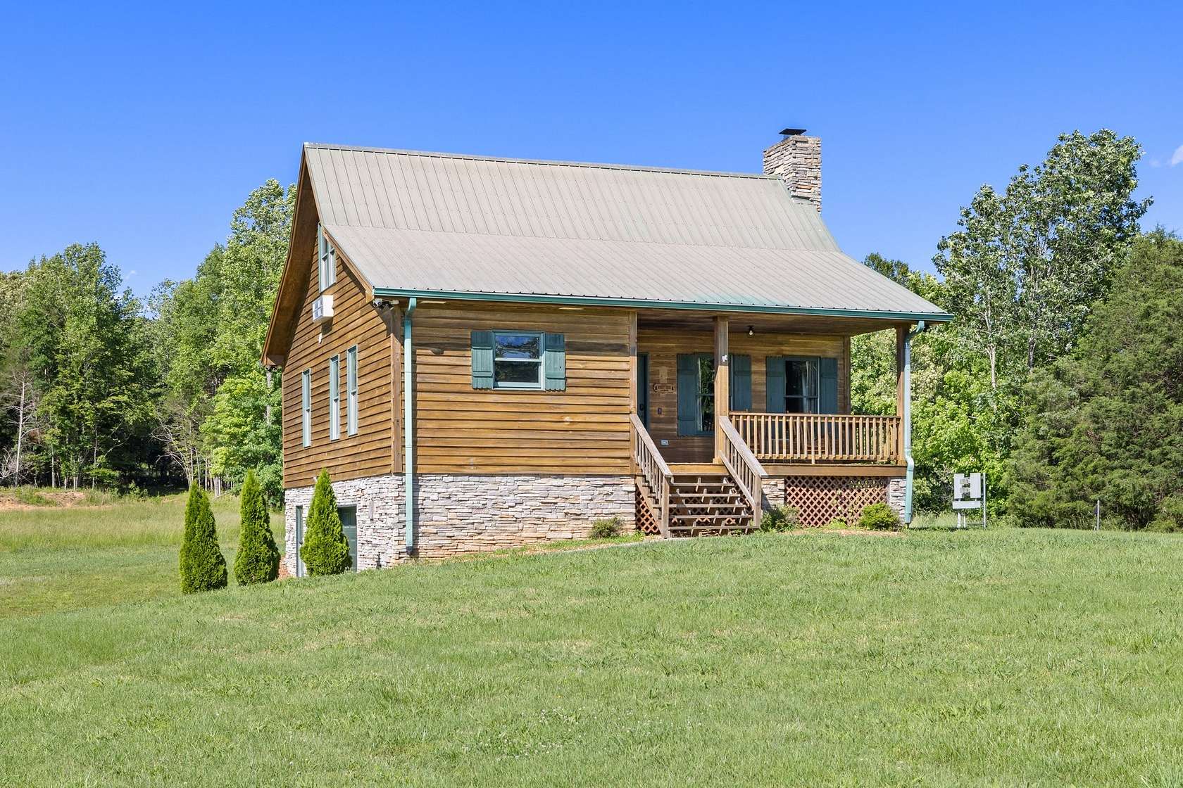 5 Acres of Residential Land with Home for Sale in Palmyra, Tennessee ...