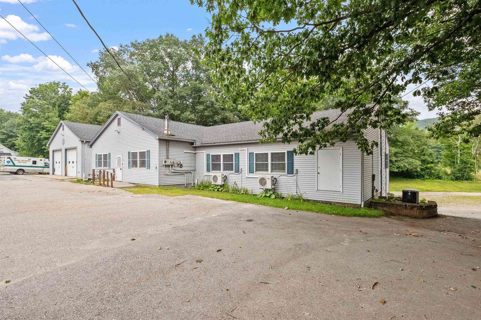 1.7 Acres of Improved Mixed-Use Land for Sale in Warren, New Hampshire ...