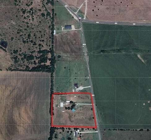 10.5 Acres of Improved Land for Sale in Pilot Point, Texas - LandSearch