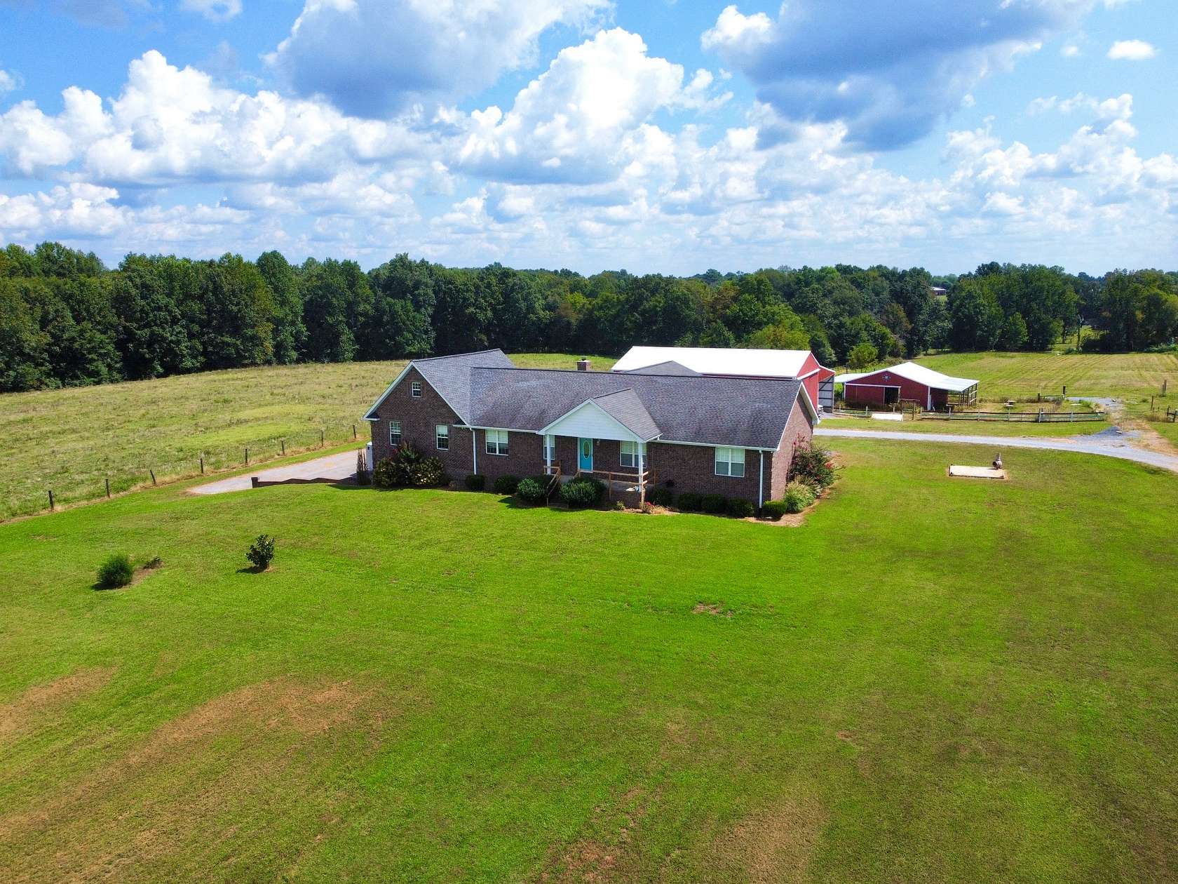 10 Acres of Land with Home for Sale in Lafayette, Tennessee - LandSearch