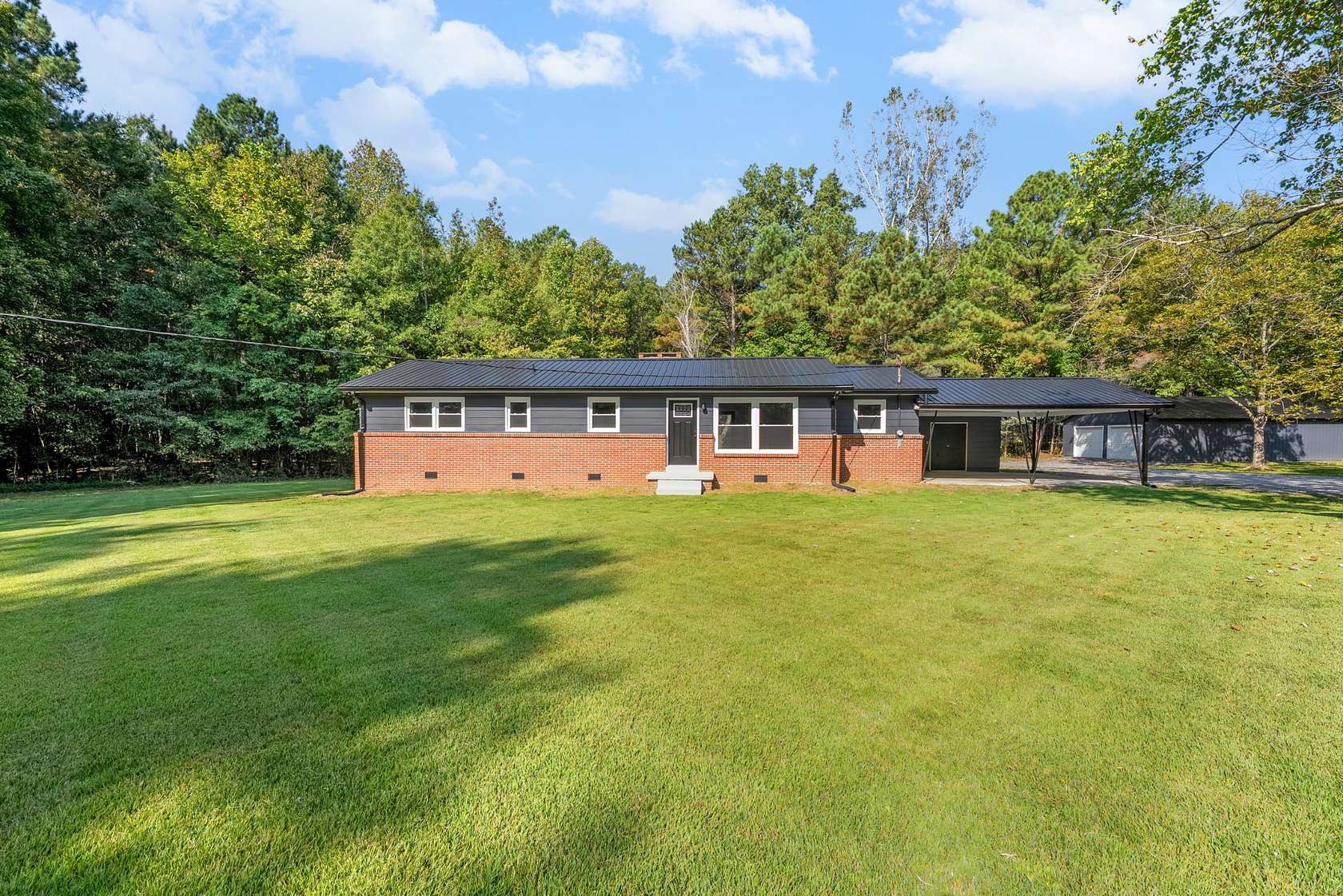 7 Acres of Residential Land with Home for Sale in Tullahoma, Tennessee ...