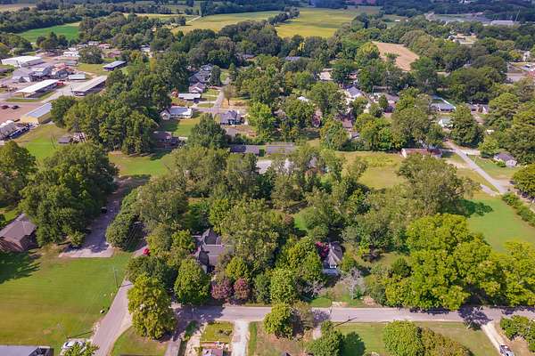 2.4 Acres of Residential Land with Home for Auction in Alamo, Tennessee ...