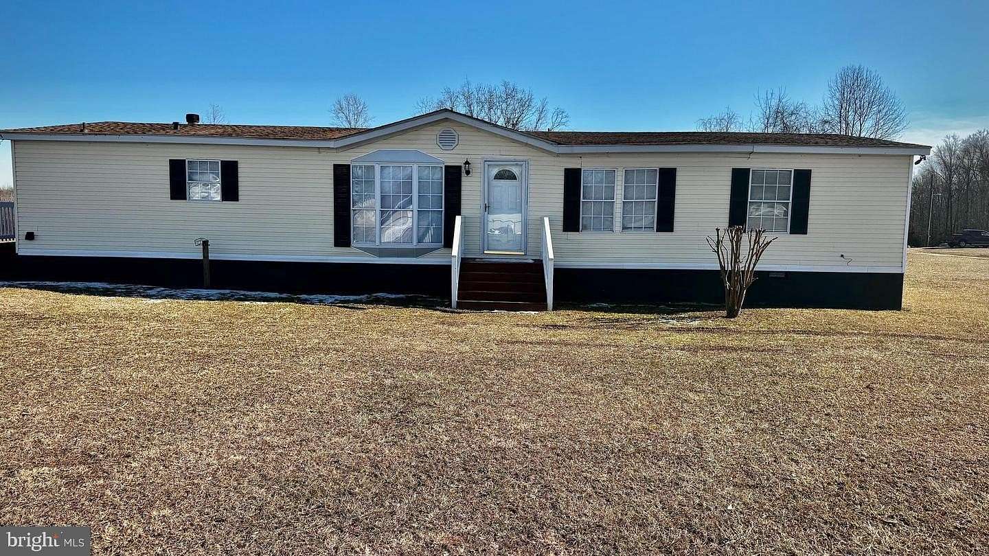 2 Acres of Residential Land with Home for Lease in Montross, Virginia - LandSearch