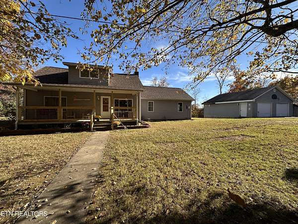 2.3 Acres of Residential Land with Home for Sale in Pall Mall, Tennessee - LandSearch