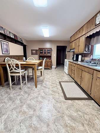 1.83 Acres of Residential Land with Home for Sale in Union City ...