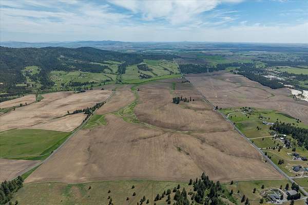 18.6 Acres of Land for Sale in Mica, Washington - LandSearch