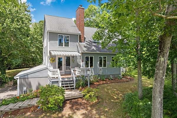 North Attleboro, MA Horse Property for Sale - LandSearch