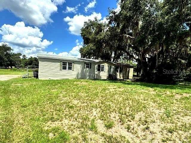 2.67 Acres of Land with Home for Sale in Plant City, Florida - LandSearch