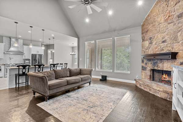 5.89 Acres of Land with Home for Sale in Fort Worth, Texas - LandSearch