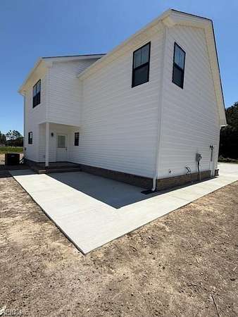 2.13 Acres of Land with Home for Sale in Suffolk, Virginia - LandSearch