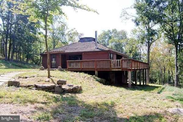 5 Acres of Land with Home for Sale in Amissville, Virginia - LandSearch