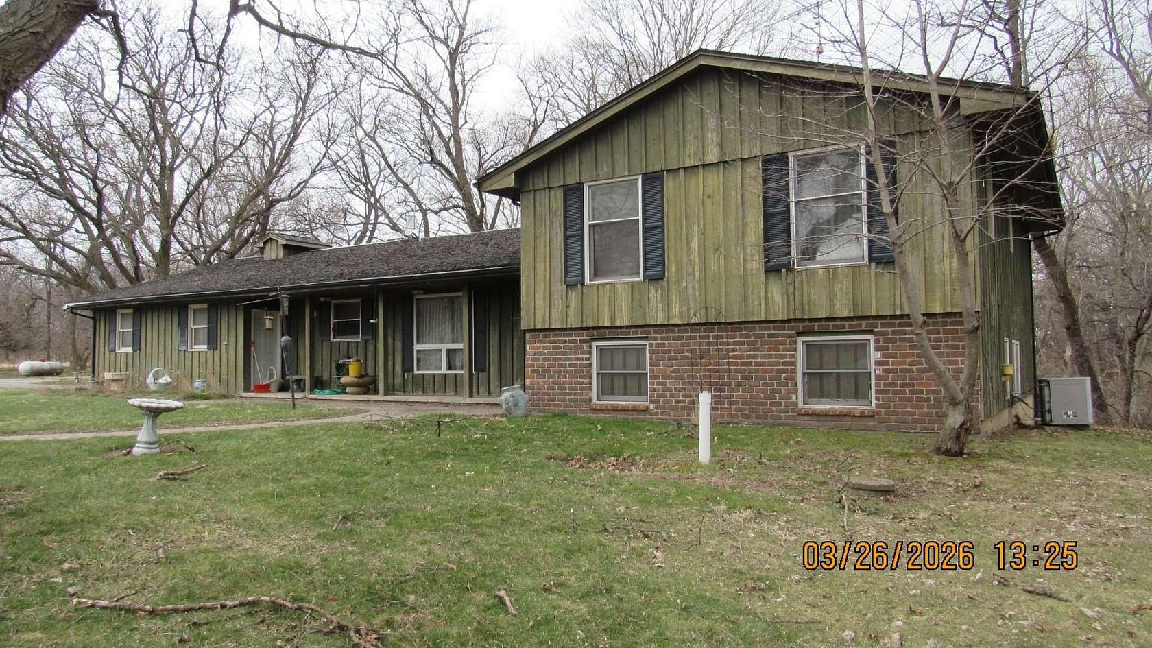 1.88 Acres of Land with Home for Sale in Iowa Falls, Iowa - LandSearch