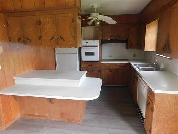 2.5 Acres of Land with Home for Sale in Morris, Oklahoma - LandSearch